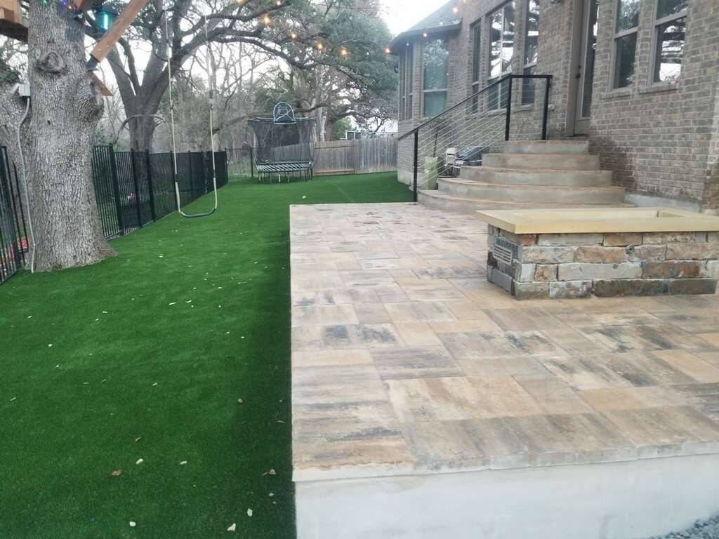 Artificial Turf vs. Sod: A Guide for Texas Homeowners